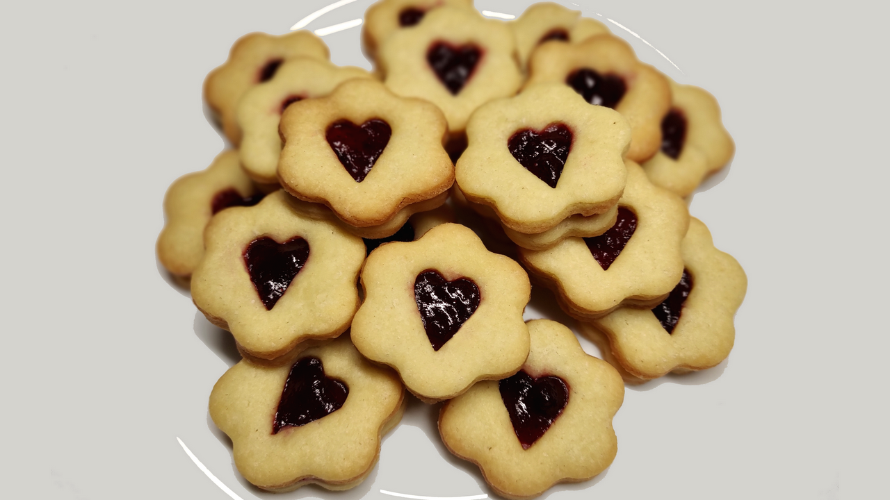 Nejlepší recept na linecké cukroví | Stream