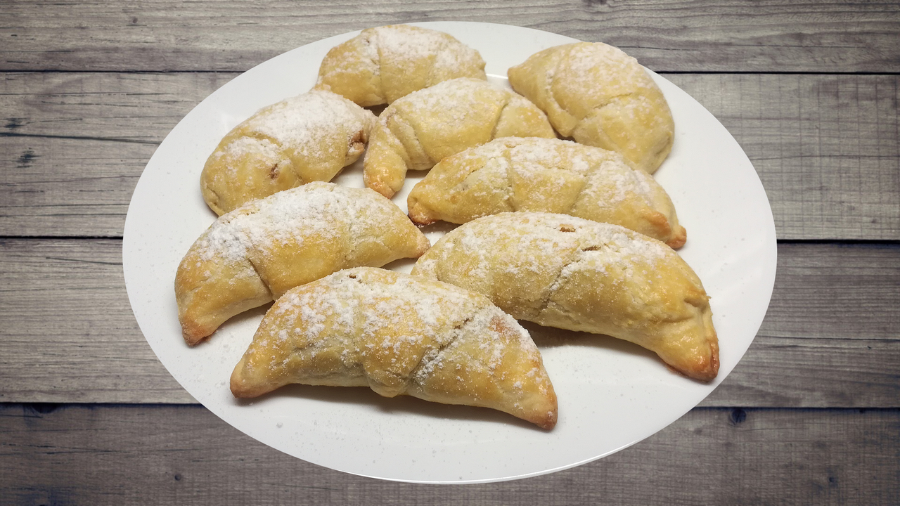 Recept na ořechové rohlíčky bez droždí | Stream